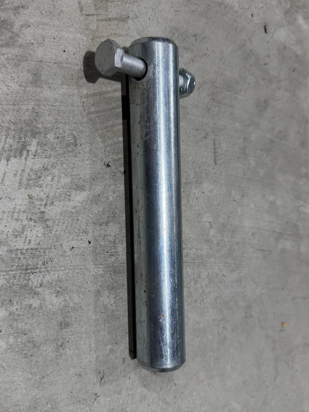 30mm Attachment Pin – Digzilla Machinery